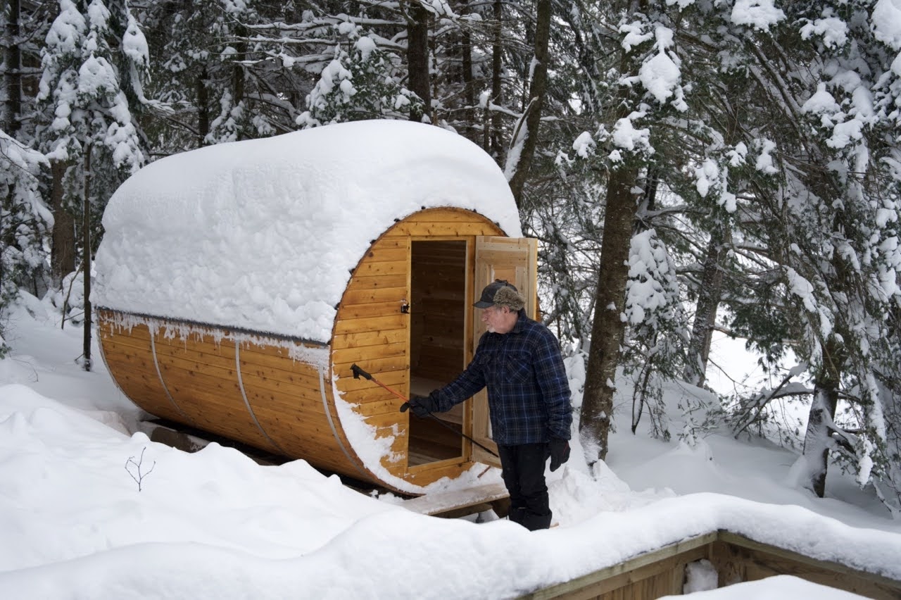 Premium Barrel Sauna – Outdoor Cedar Sauna Canada | SaunaSpa